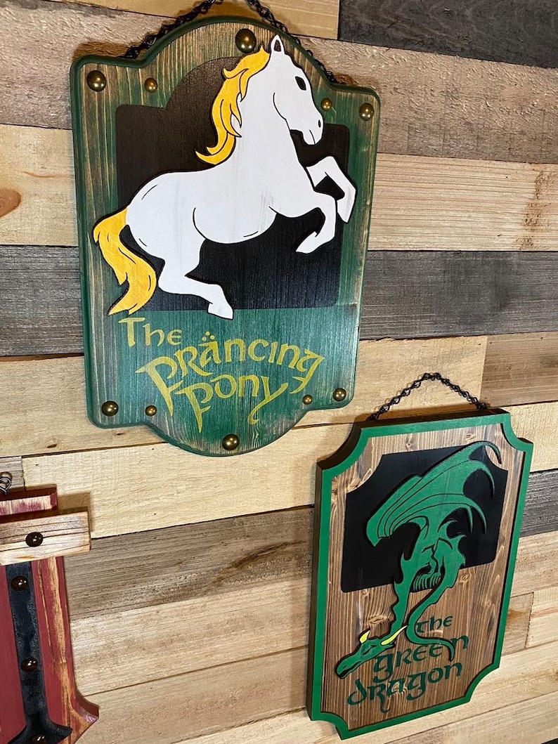 Prancing Pony Wood Tavern Sign - LOTR - Etsy