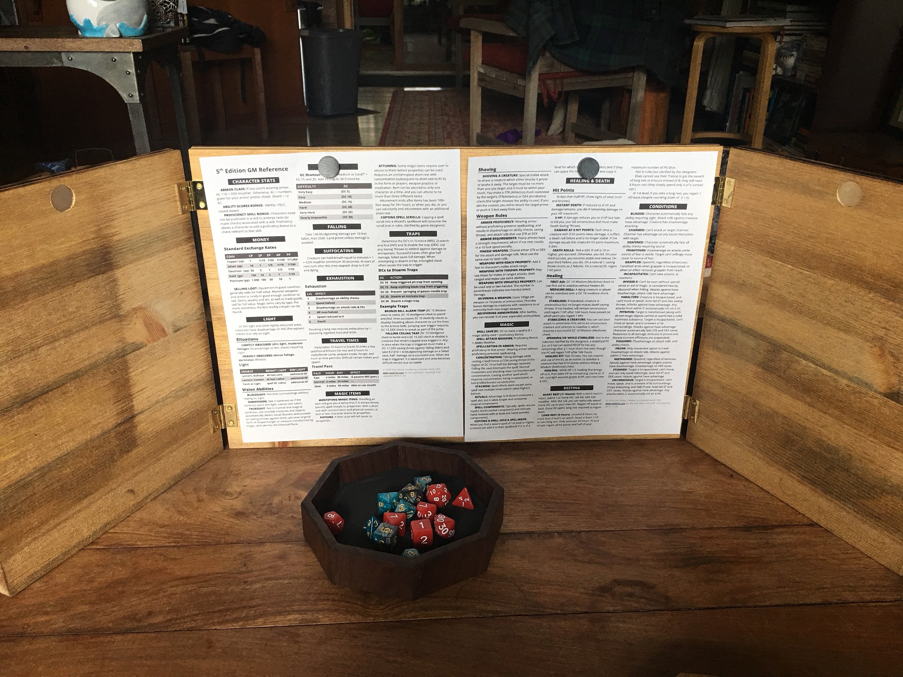 Customizable handmade solid wood Dungeon Master's screen — nerd wood ...