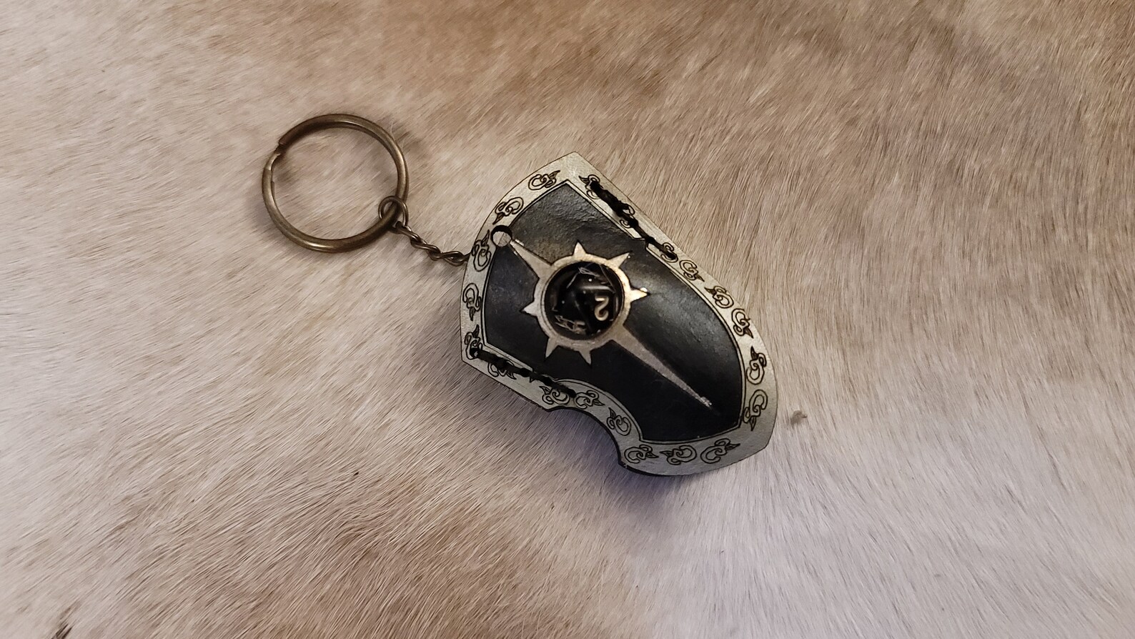 D20 Dice Keychain Holster Carrying Enclosure for Roleplaying | Etsy