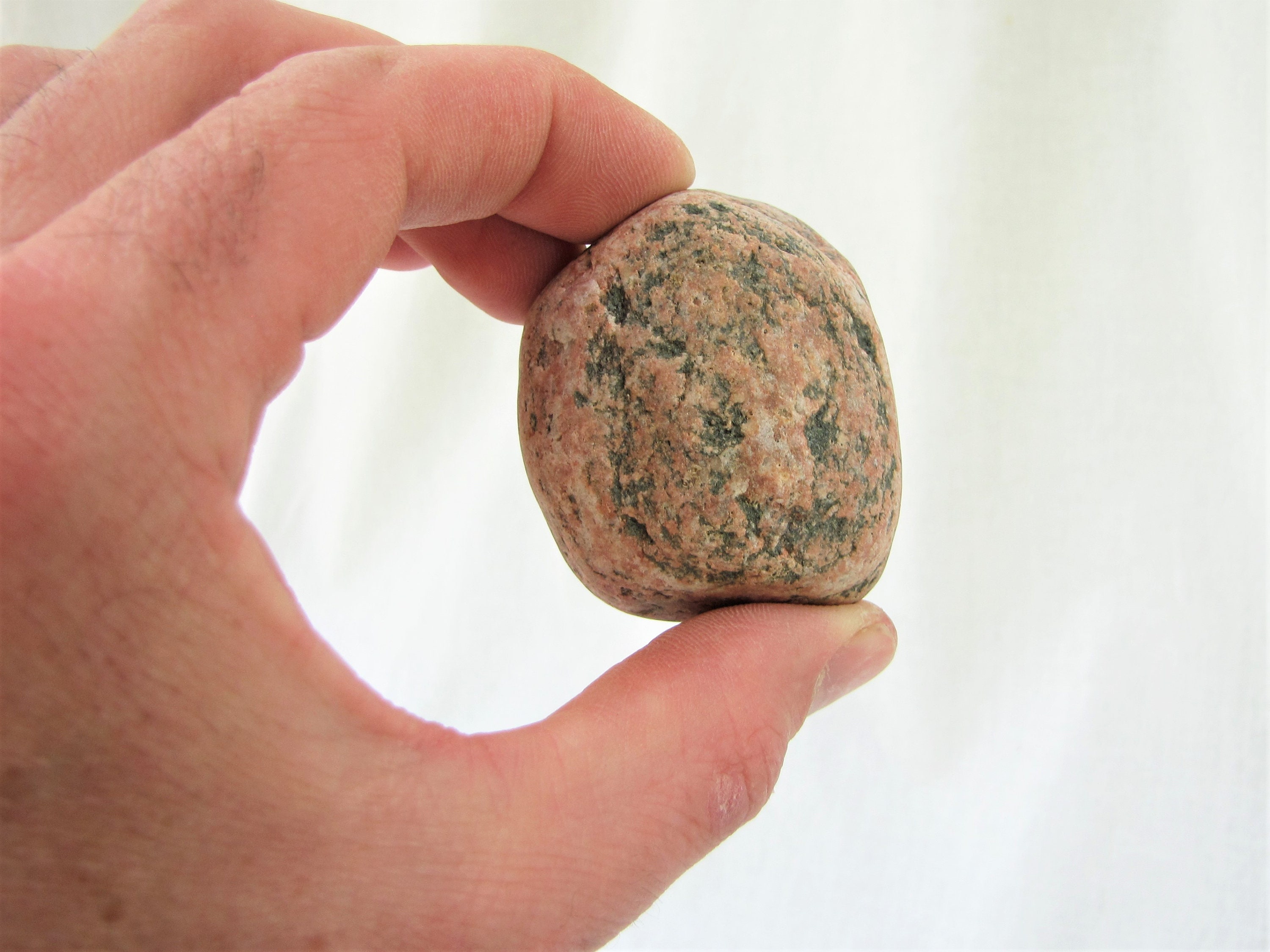 Natural Beach River Rock Rootbeer Travertine Agate Shop Ceramic Tile