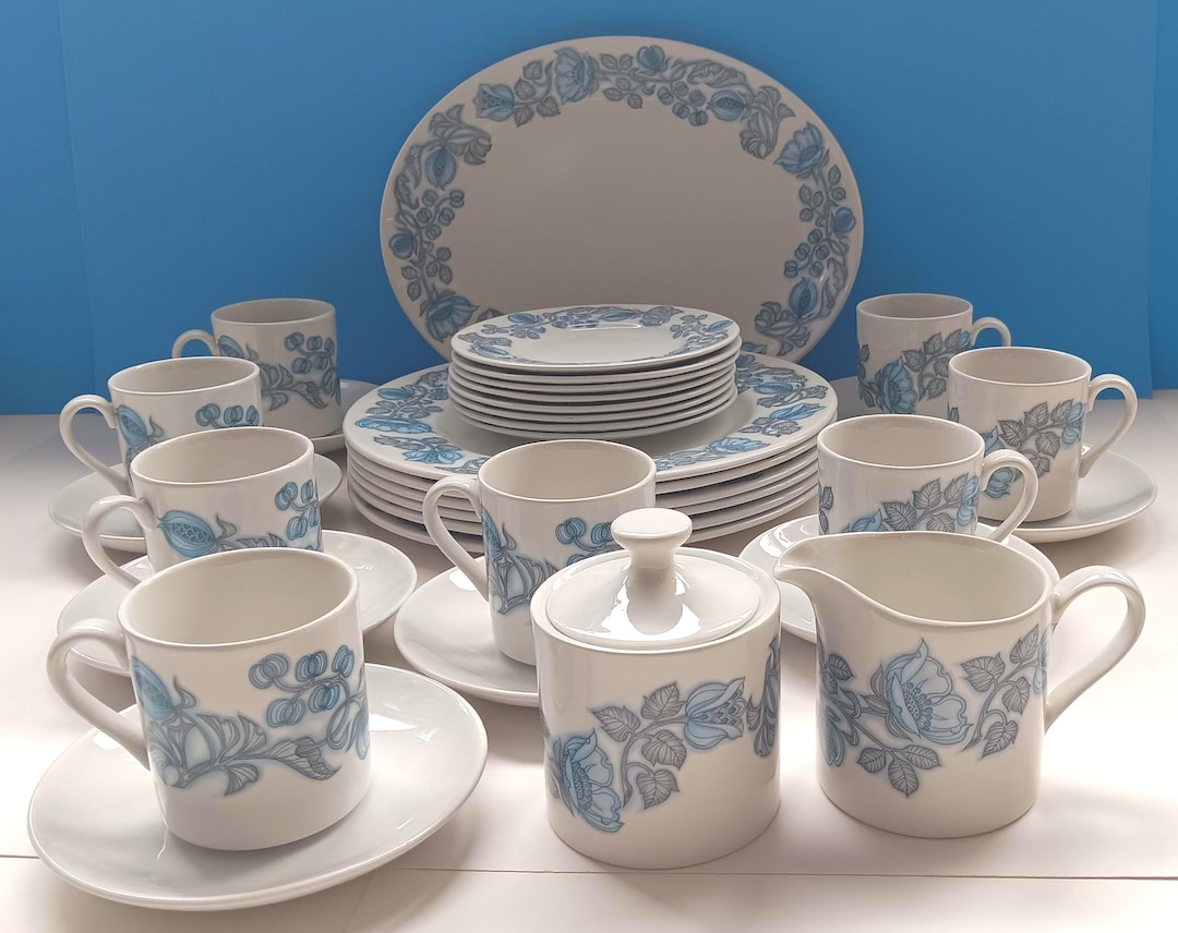 Thirty Three Piece Set Vintage Whitestone Independence China: Floral ...