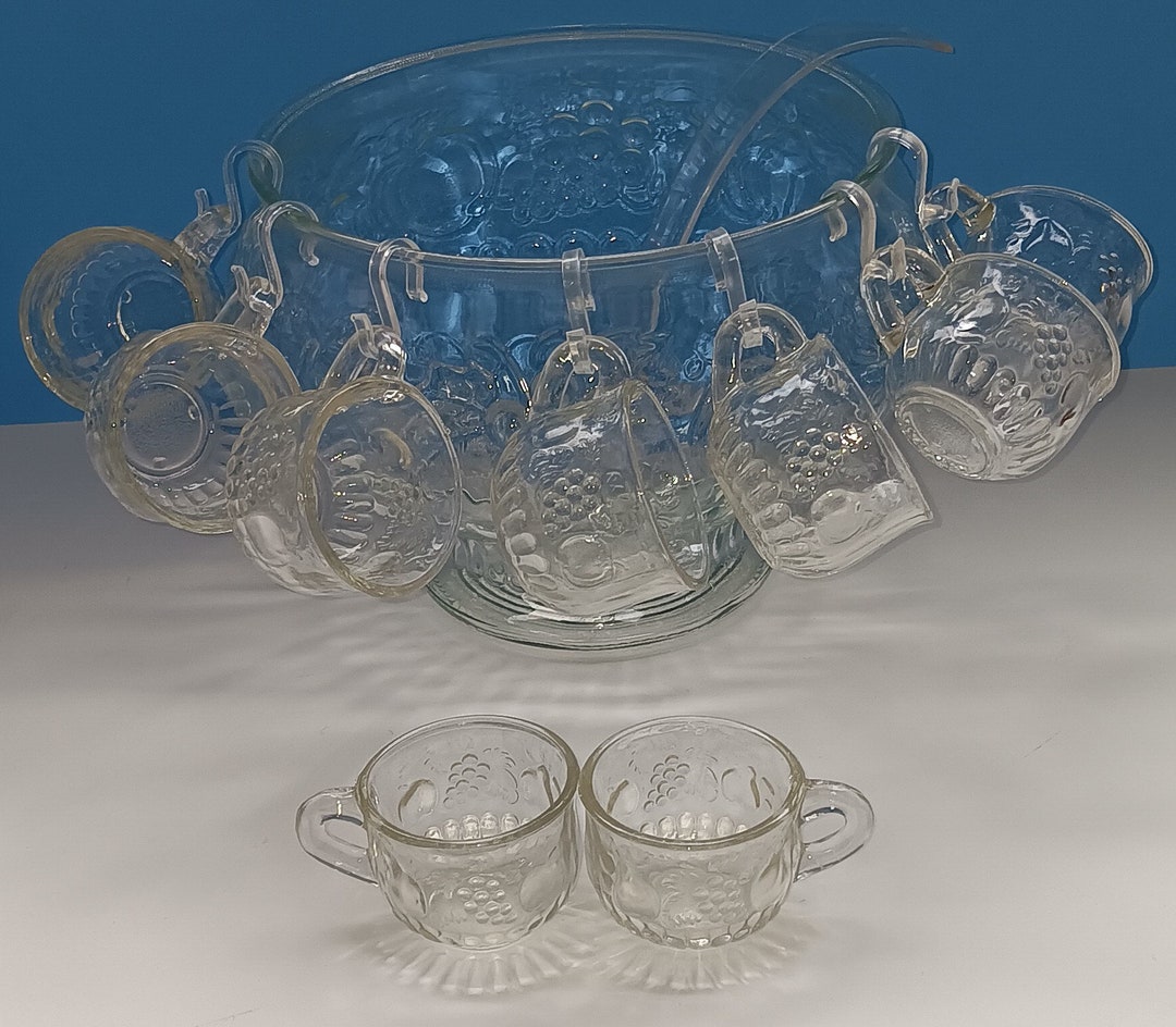 Vintage Glass Punch Bowl Set With Nine Glass Punch Cups, Plastic Ladle ...