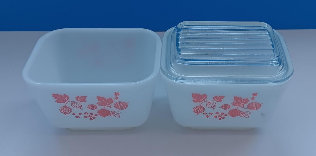 Set of Two Vintage Pyrex Pink Gooseberry Refrigerator Dishes, One Dish ...