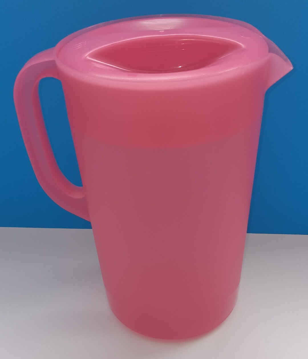 Vintage Rubbermaid One Gallon Drink Pitcher, Vintage Red Rubbermaid ...