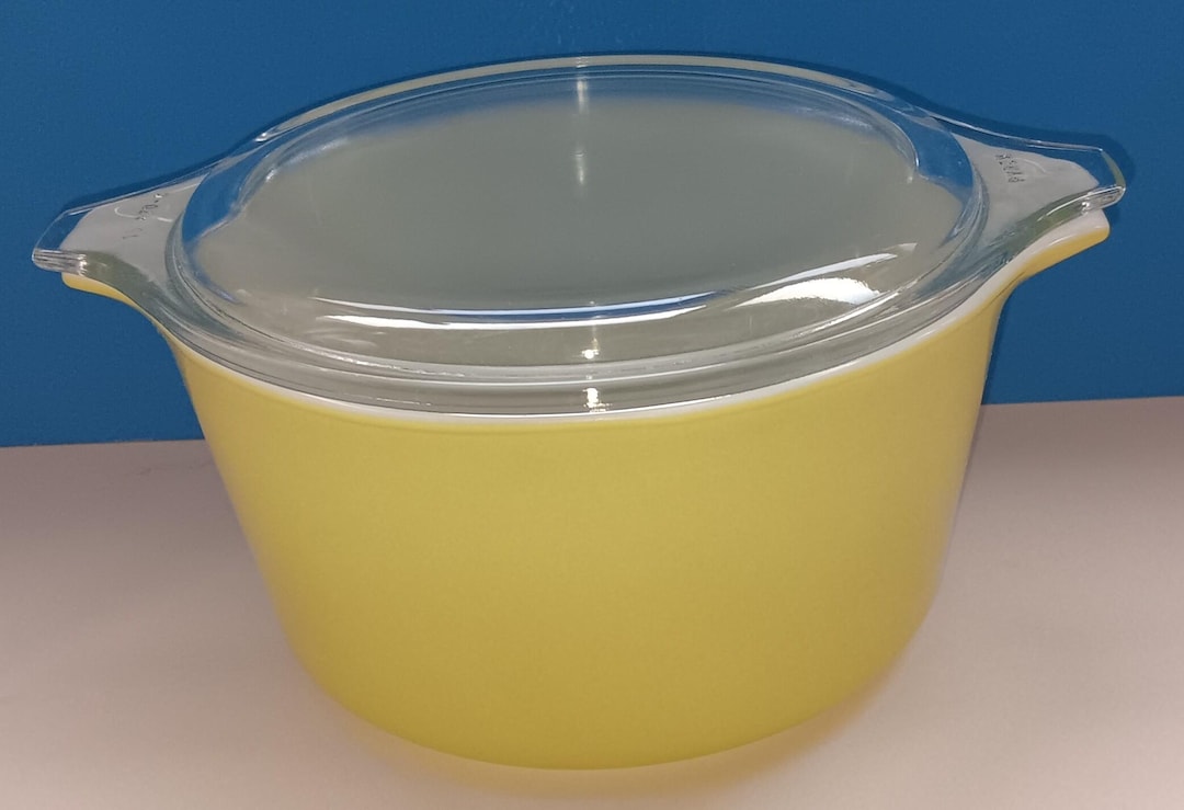 Vintage Pyrex Yellow Casserole Dish: One Quart, Collectible #473 - Etsy
