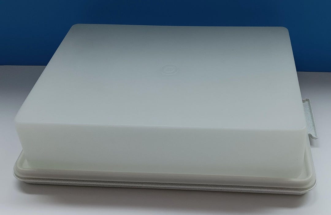 Vintage Tupperware Rectangular Cake Keeper Carrier, Collectible ...