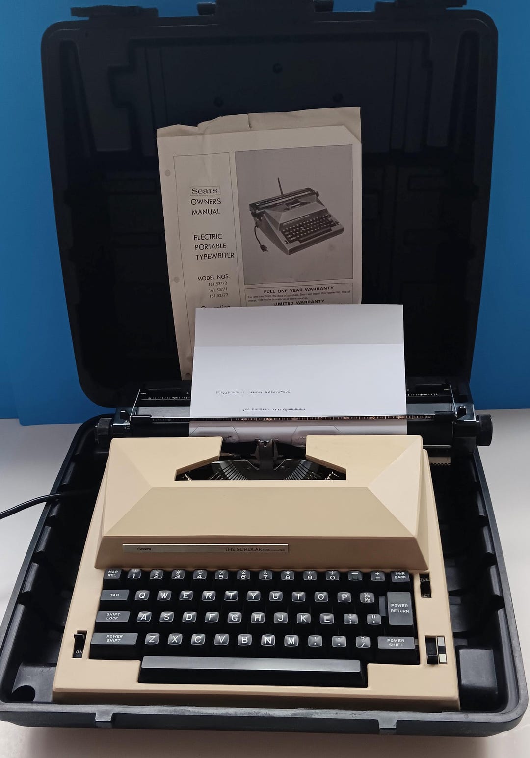 Vintage Sears the Scholar Electric Portable Typewriter With Carry Case ...