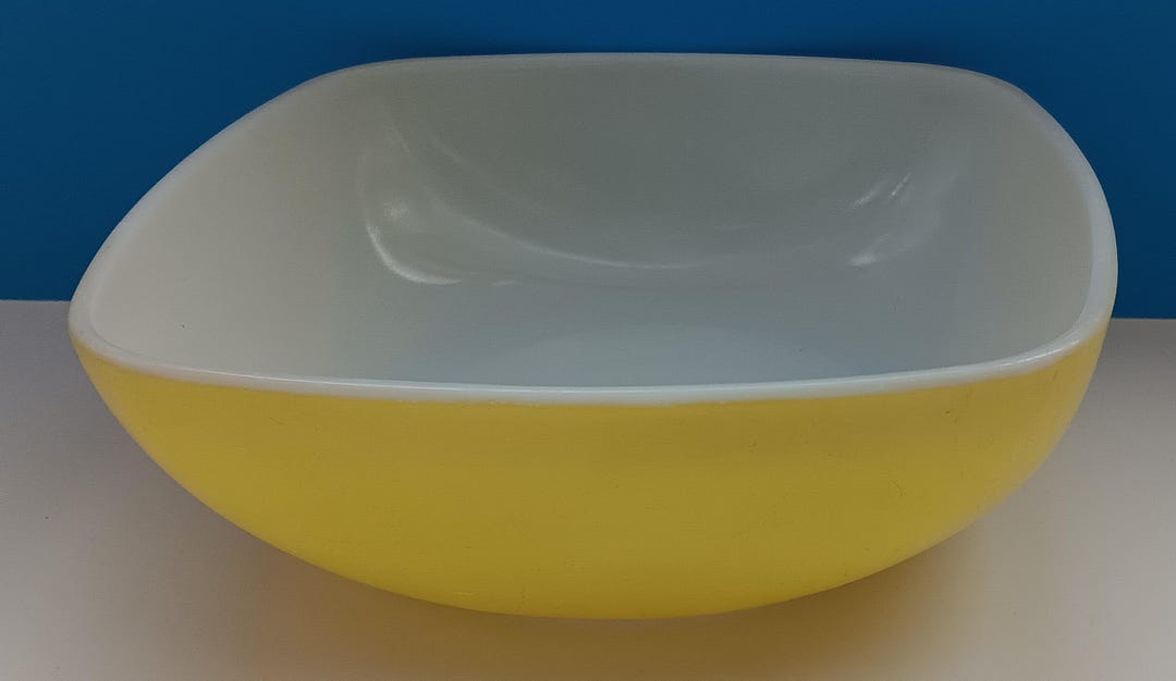 Vintage Yellow Pyrex Hostess Chip N Dip Square Bowl, Collectible Pyrex ...