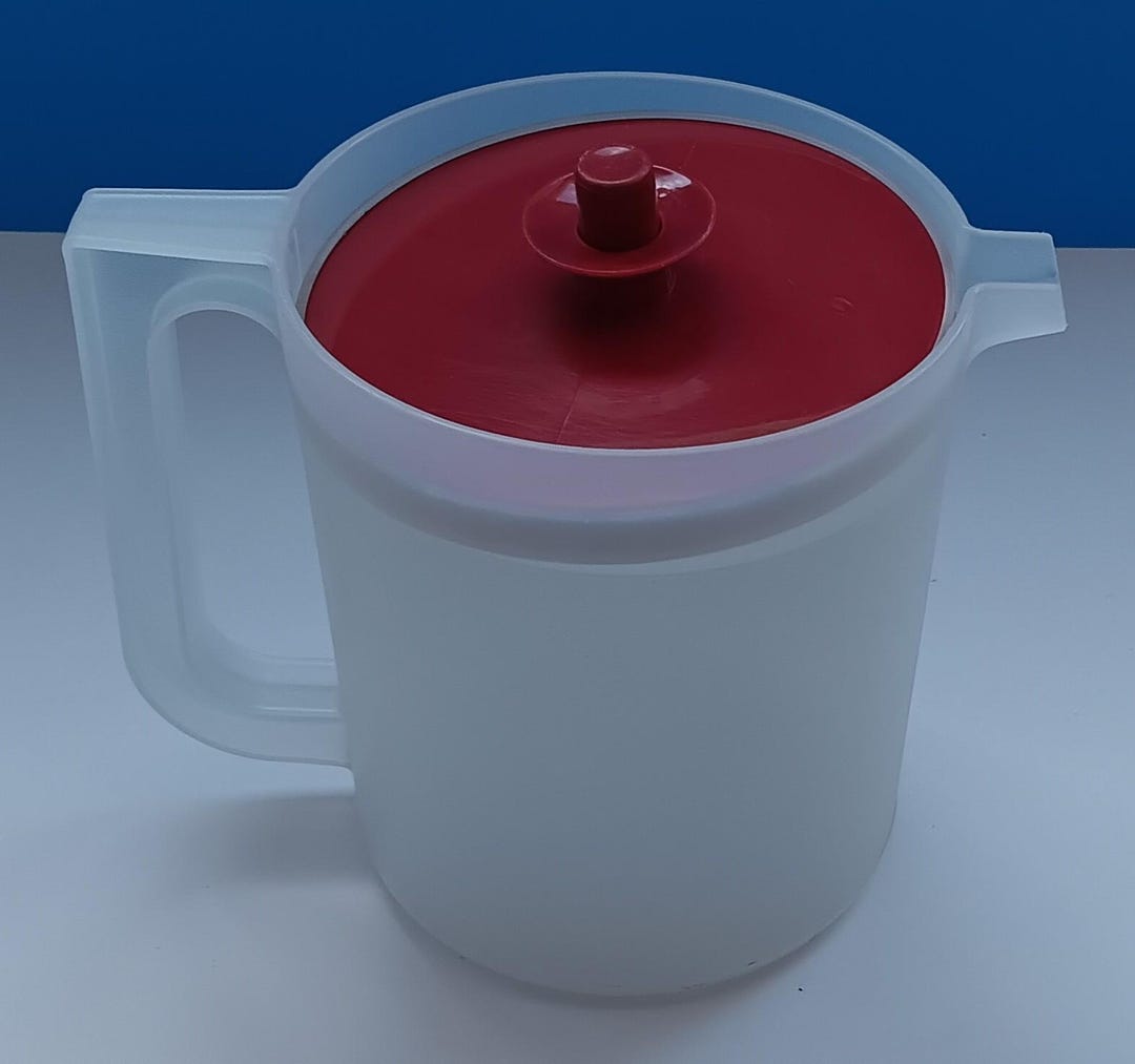 Vintage Tupperware Push Button Drink Pitcher, Tupperware Vintage 1 1/2 ...