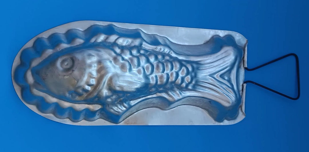 Vintage Aluminum Fish Jello Mold: Retro Kitchen Decor - Etsy