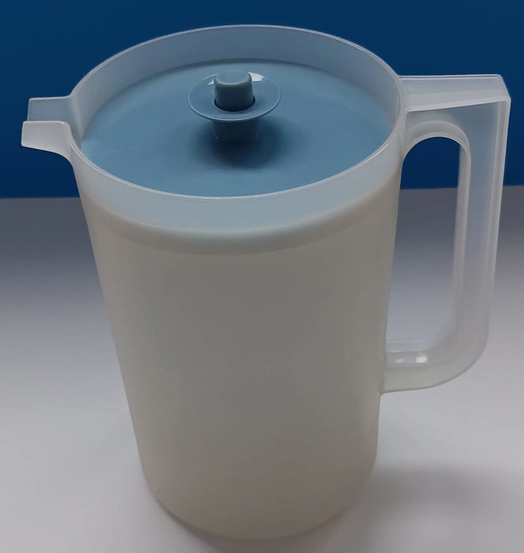 Vintage Tupperware Two Quart Pitcher With Blue Push Button Lid ...
