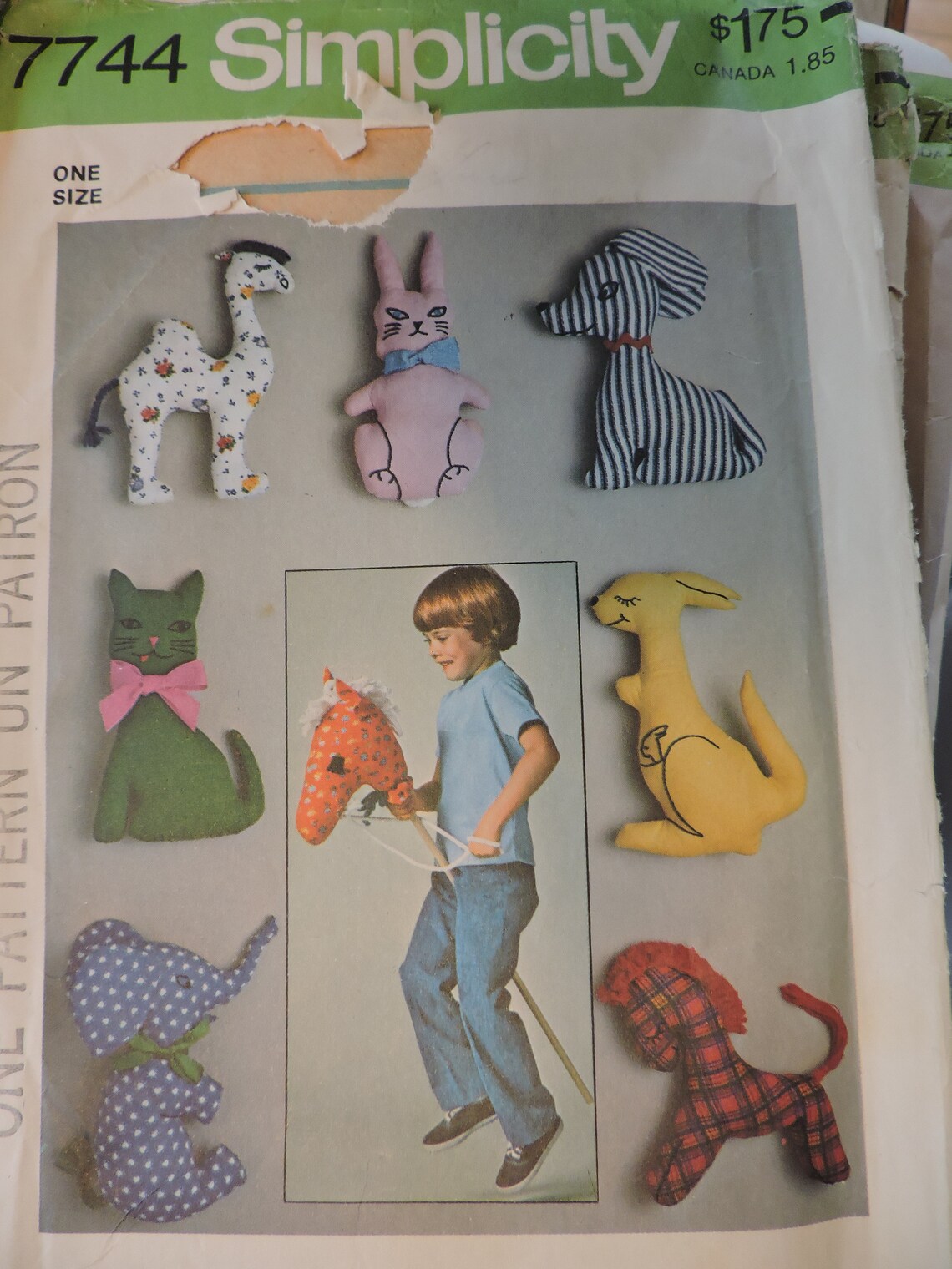 Hobby Horse and 7 Animal Stuffed Toys Rabbit Cat Dog Elephant Horse ...