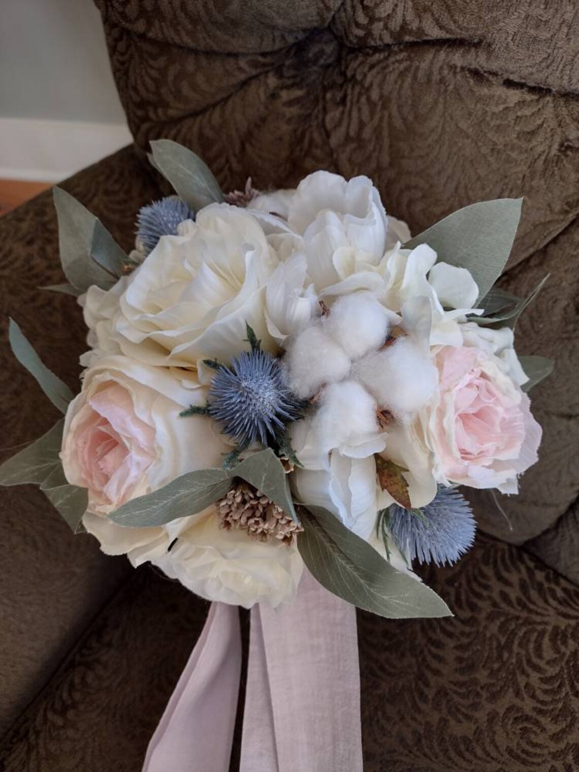 Soft and Romantic Creamy White and Pale Pink Roses Bouquet - Etsy