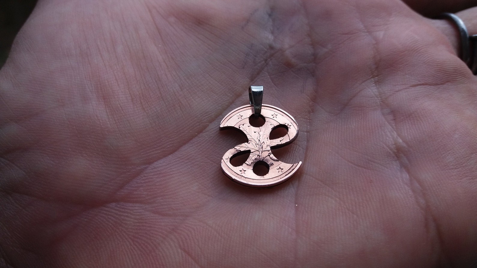 FABLE-GUILD Sealpendantvideo Gamesgamerfable Guild Seal - Etsy