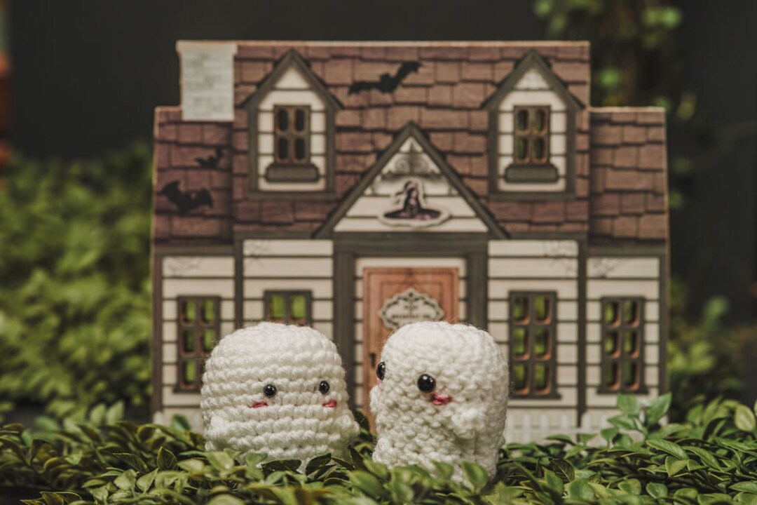 Handmade Mini Crochet Ghost, Halloween Decor, Paranormal Gift - Etsy