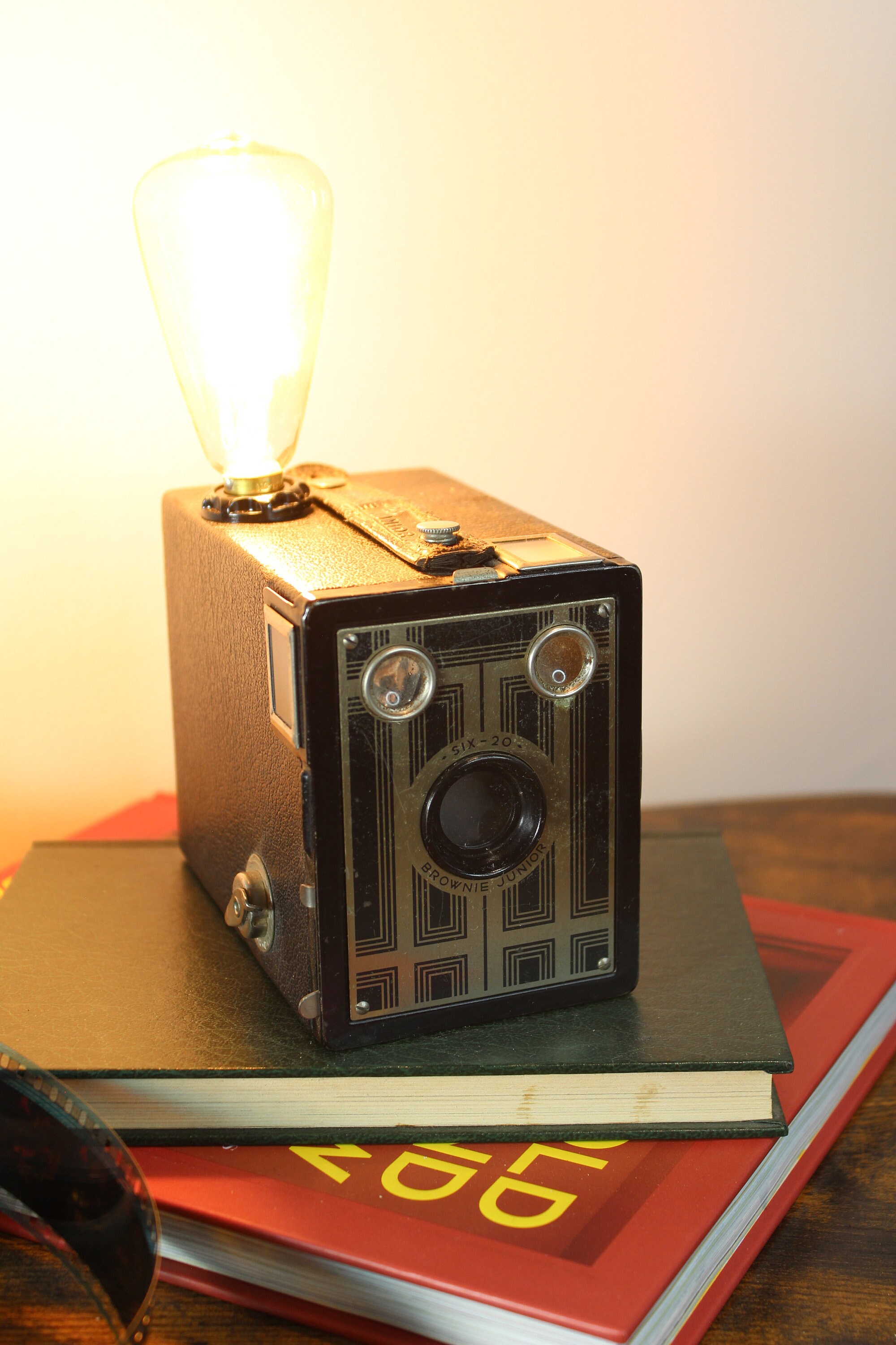Art Deco Brownie Box Camera Light - Etsy