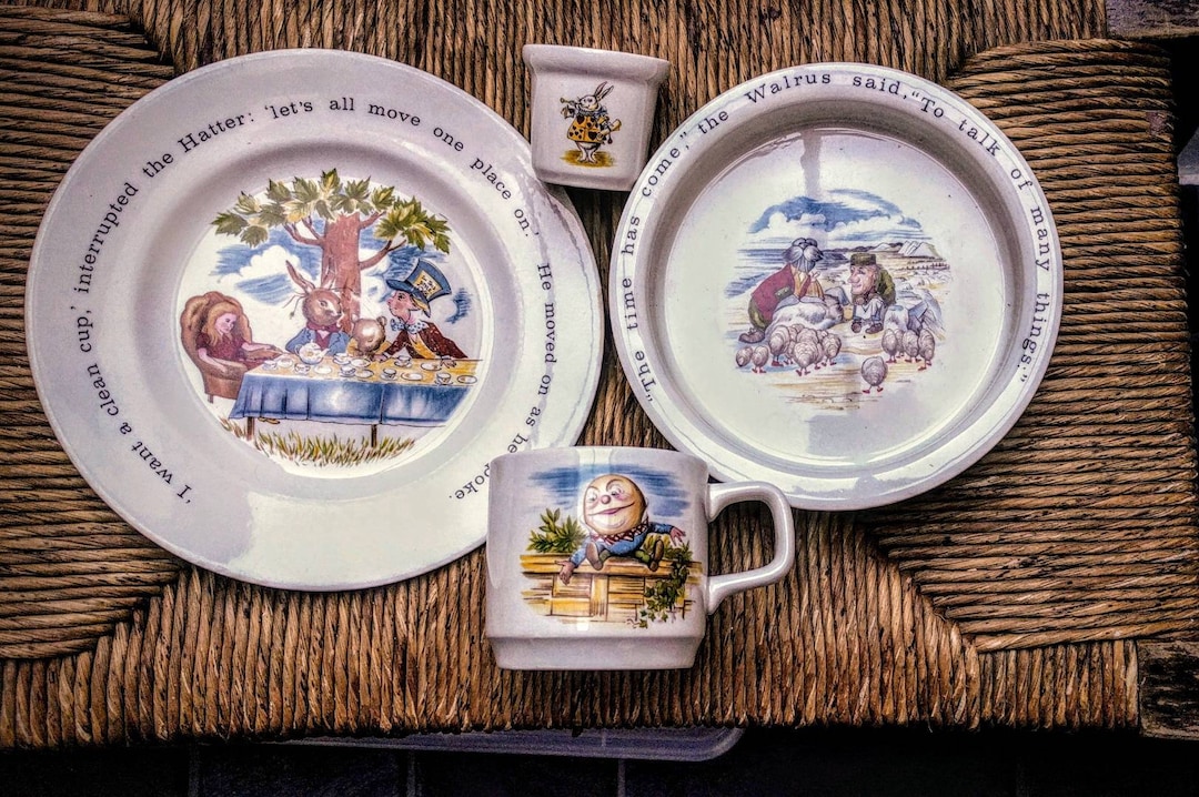 Vintage ALICE IN WONDERLAND Ceramic Crockery Nursery Set Cup, Plate ...