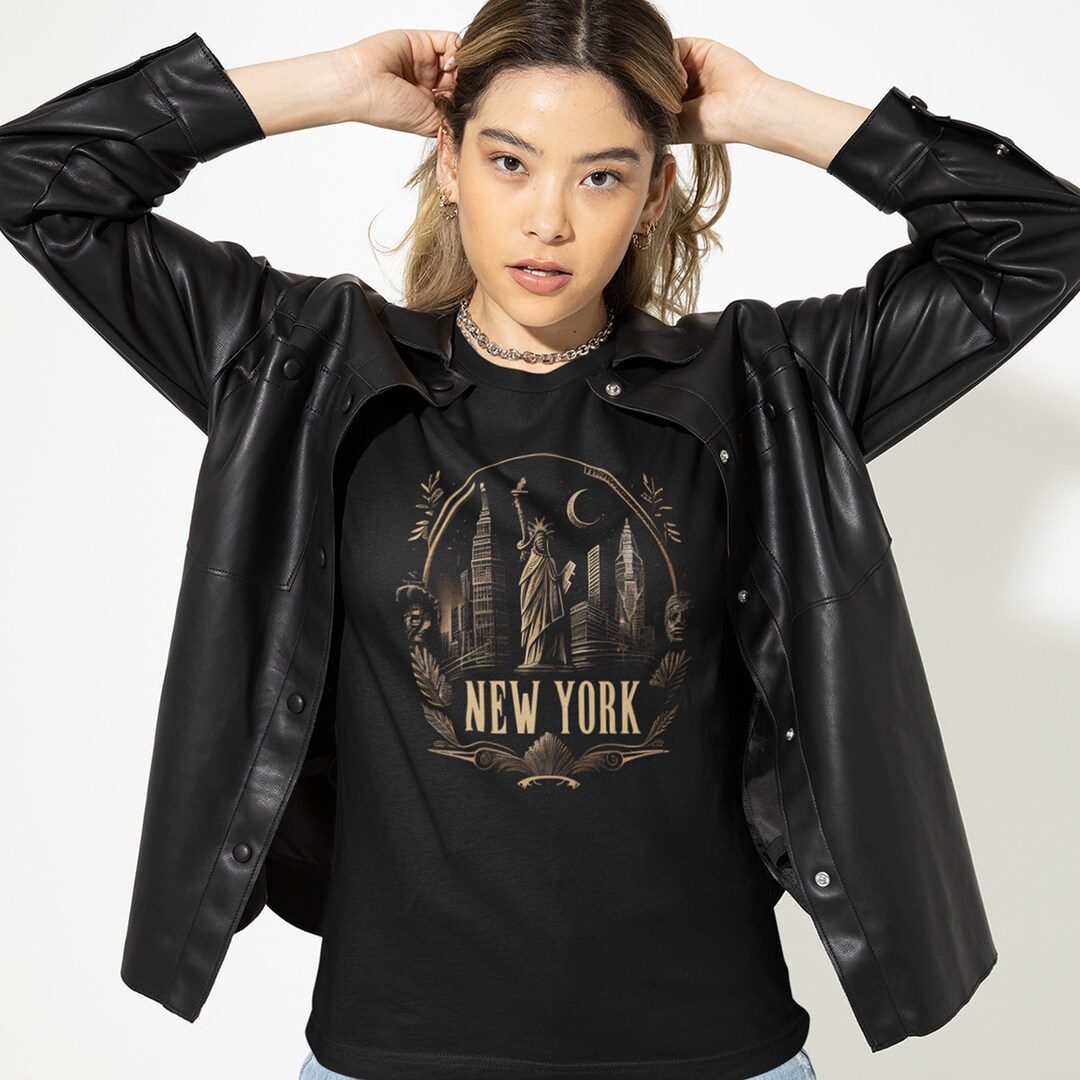 New York City, NYC Vintage Black T-shirt: Throwback City Travel ...
