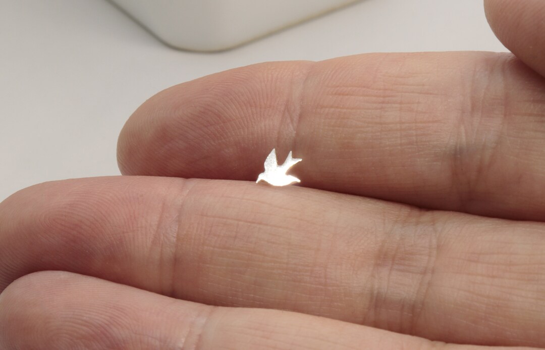 Teeny Tiny Swallow Bird Labret / Tragus Stud, Sterling Silver, Push Fit ...
