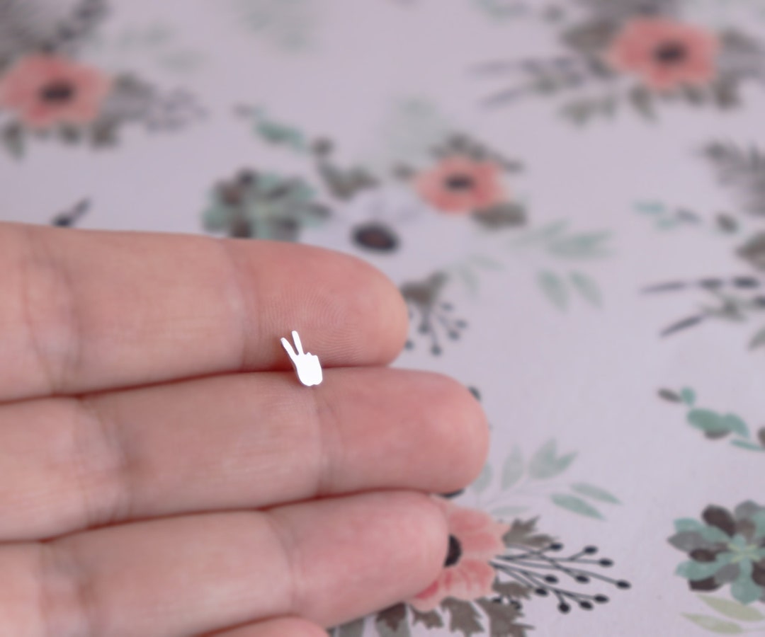 Peace Sign Tragus Stud Earring: Sterling Silver Cartilage Piercing, 16 ...
