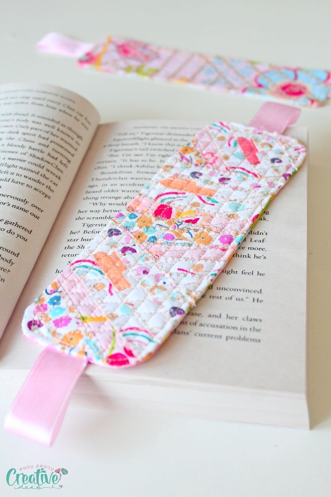 Fabric Bookmarks With Selvage Sewing Tutorial - DIY Fun and Practical ...