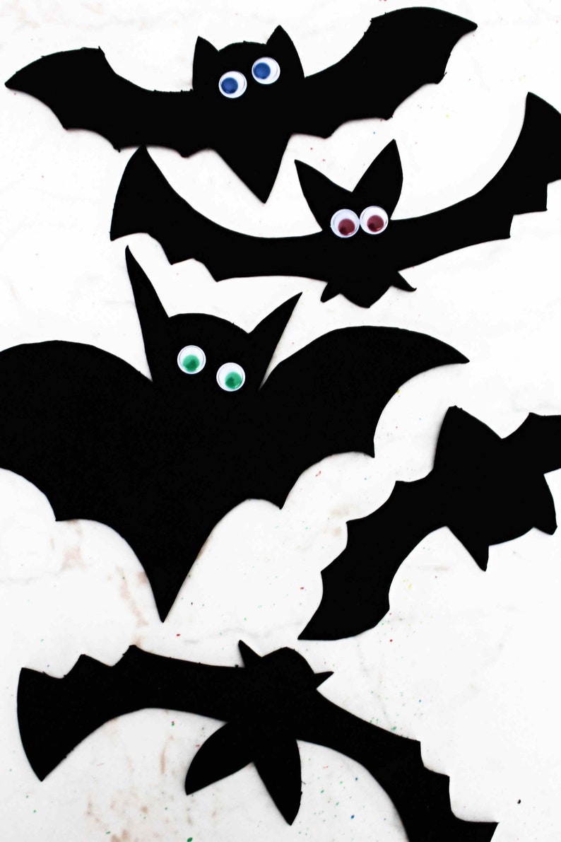 Hanging Bats Templates, Halloween Bat Decor DIY, Bat Cut Out Template ...