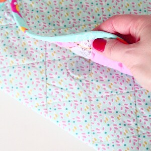 Quilted Table Case Sewing Pattern, DIY Tablet Case, How to Make a ...