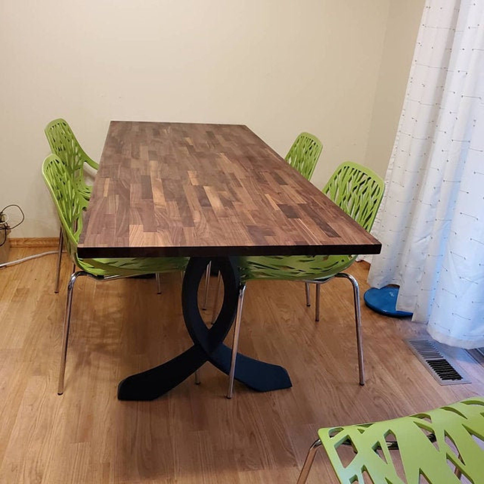 Pretty Walnut Butcher Block Desktop, 25-30" X 48 to 72 Inch Long USA ...