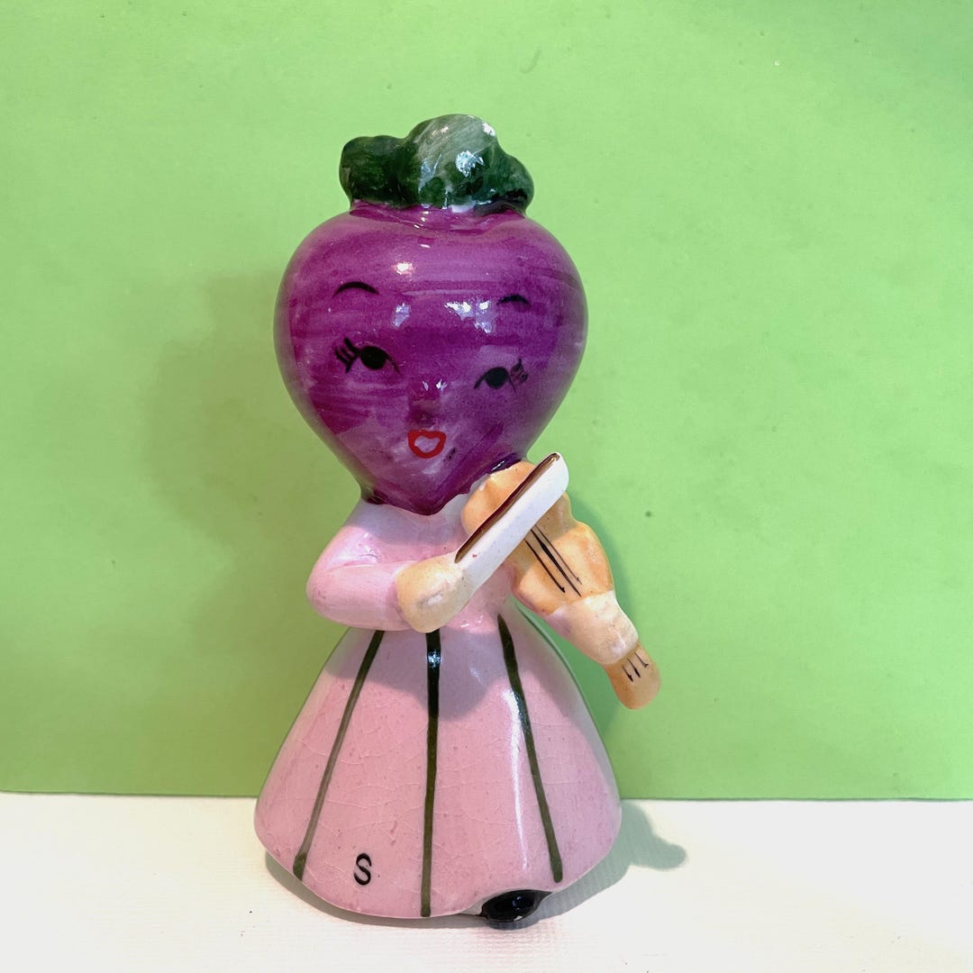 Vintage Napco Anthropomorphic Vegetable Salt Shaker, Beet Head Lady ...