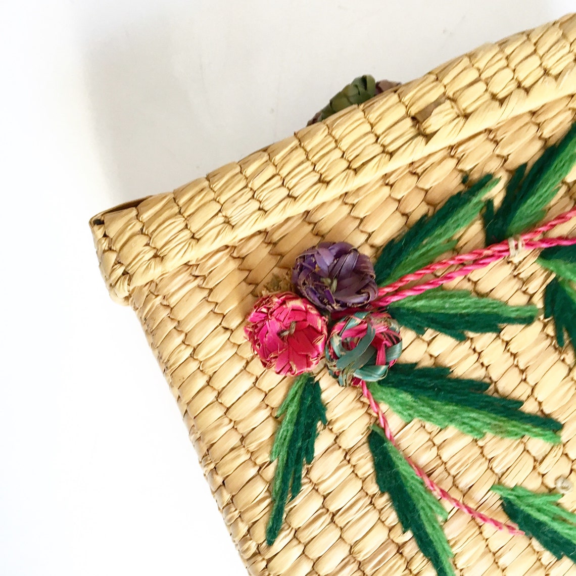 Vintage Floral Straw Box // Embroidered Flowers W/ Raffia & - Etsy