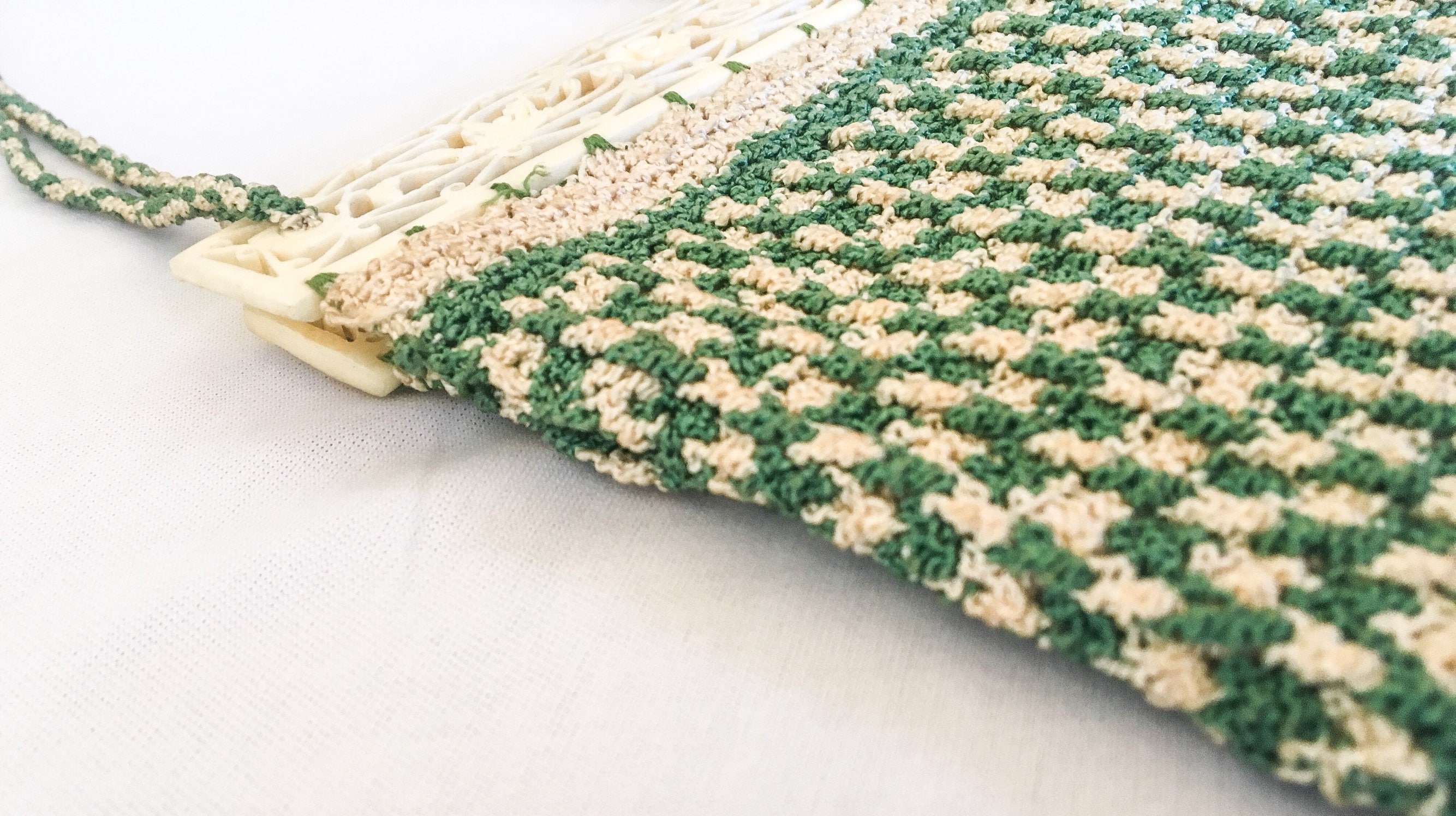 1910 1920s Carved Bone Purse / Ecru Vintage Silk Crocheted | Etsy