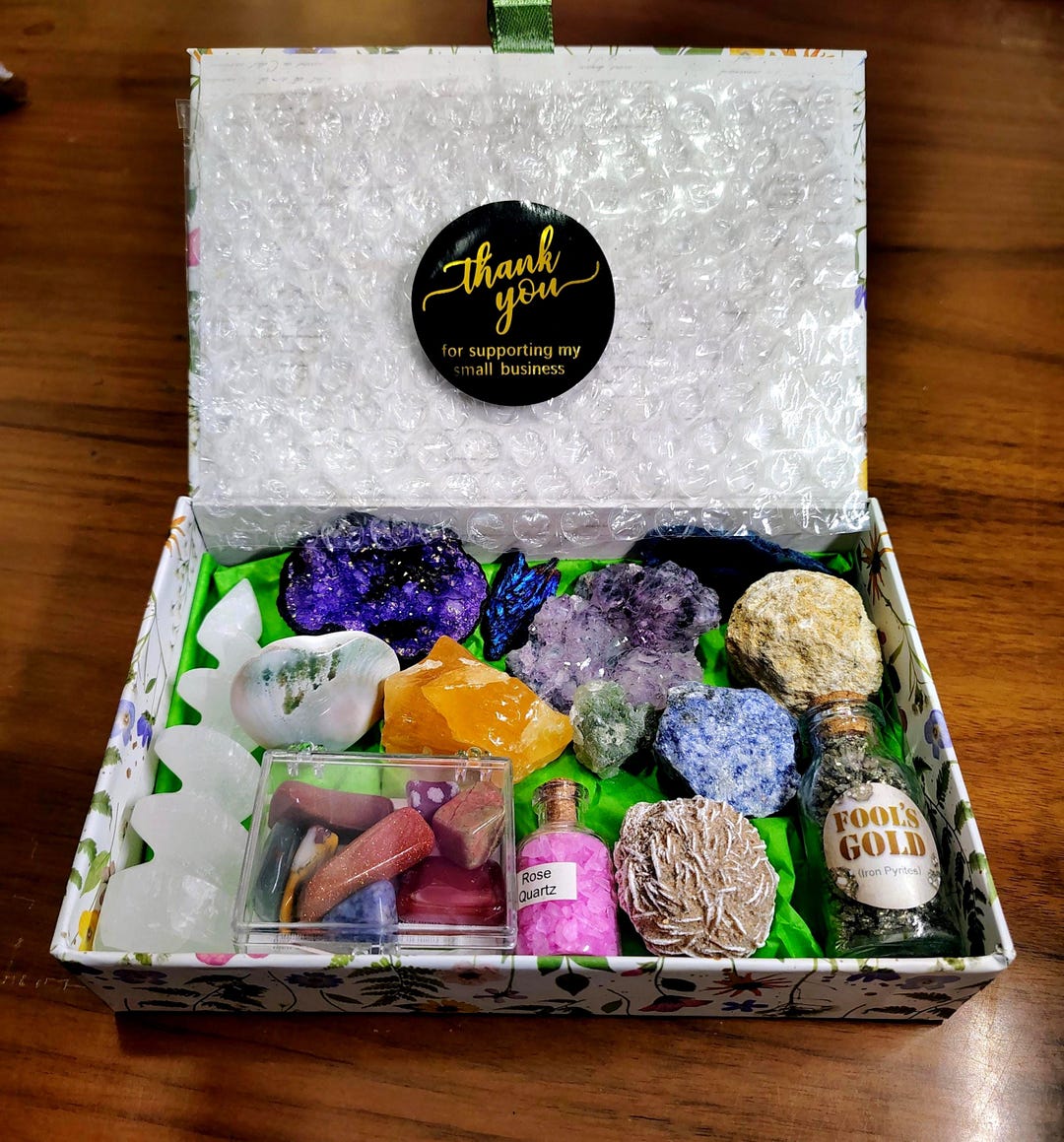 13 Pieces Crystal Gemstone Gift Box Plus Mystery Mix of Tumbled ...