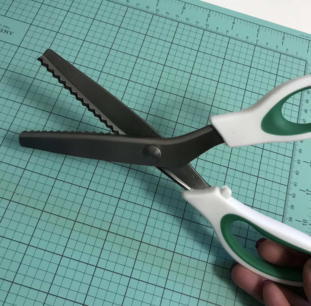 9.5 Inch Pinking Shears Zig Zag Cut Comfort Grips Sewing Scissors - Etsy