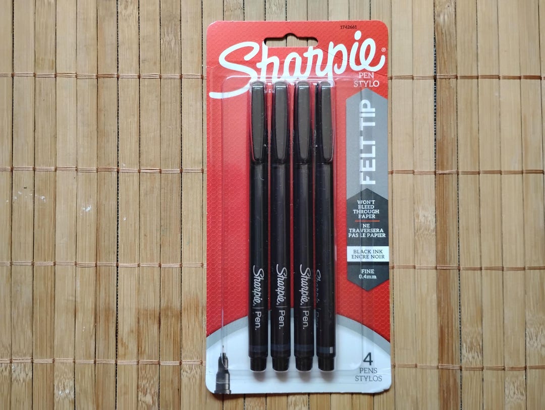 Sharpie Fine Point Tip Pens, Stylo; Writing, Calligraphy 4 Black Pens ...