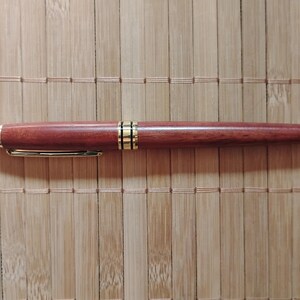 Classic Vintage Style Red Rosewood Fountain Pen, Medium 0.7mm Nib, Tip ...