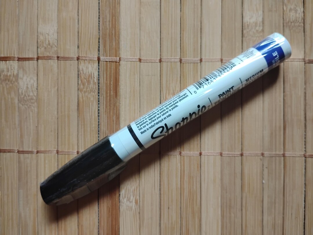 Black Sharpie Oil Based Paint Marker, Medium Point, Tip, Sanford ...