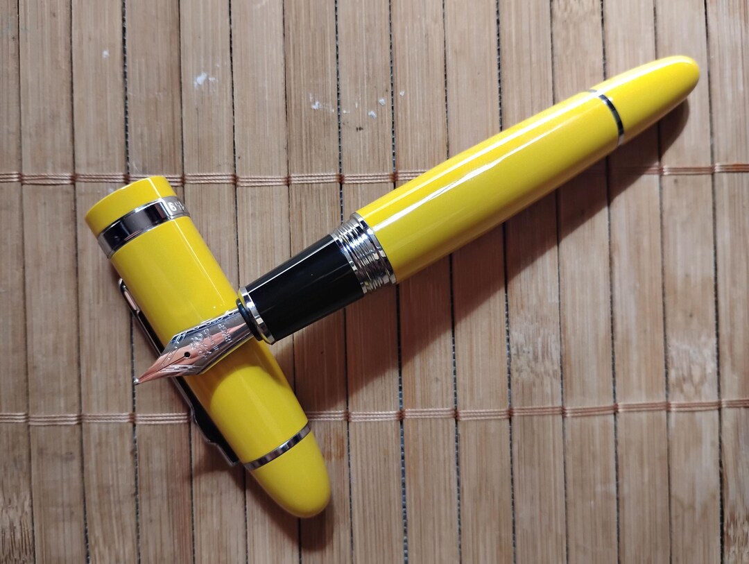 Yellow Medium Nib Large Heavy Fountain Pen, Big Barrel Excellent Ink ...