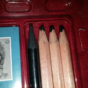 Sketch Kit, Drawing Kit, 18 Piece Pro Art Graphite and Charcoal Pencil ...