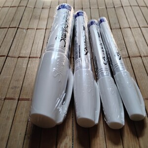 White Sharpie Paint Markers Oil Based 4xbundle; Extra Fine, Fine ...