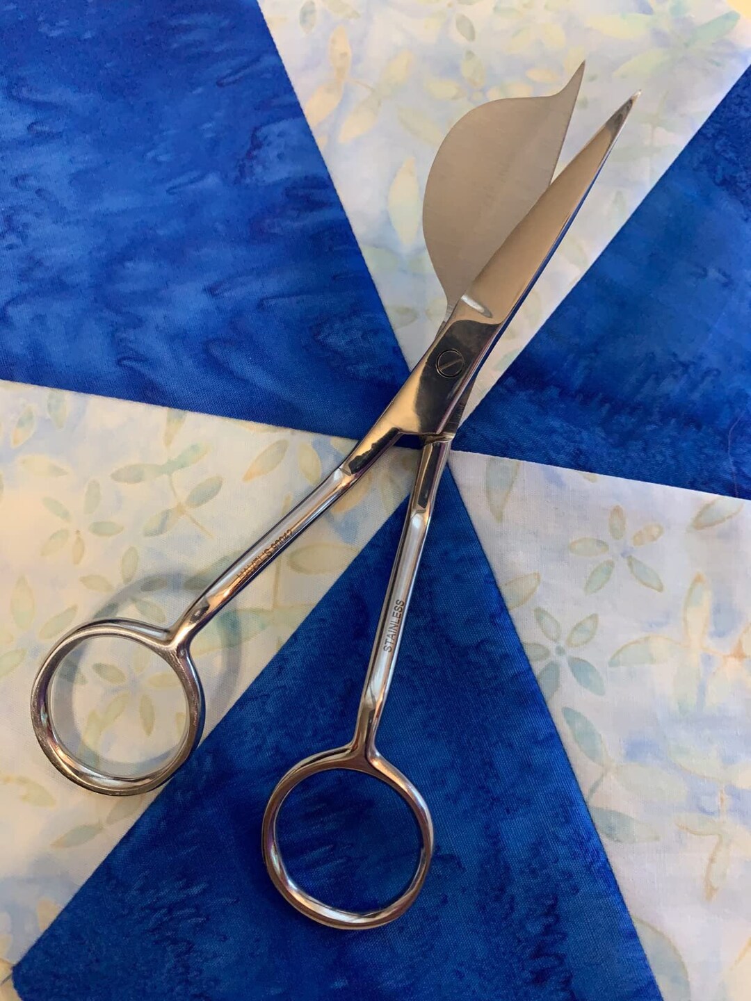 Left Handed 6 Inch Duckbill Curved Scissors; Close Trimming, Applique ...