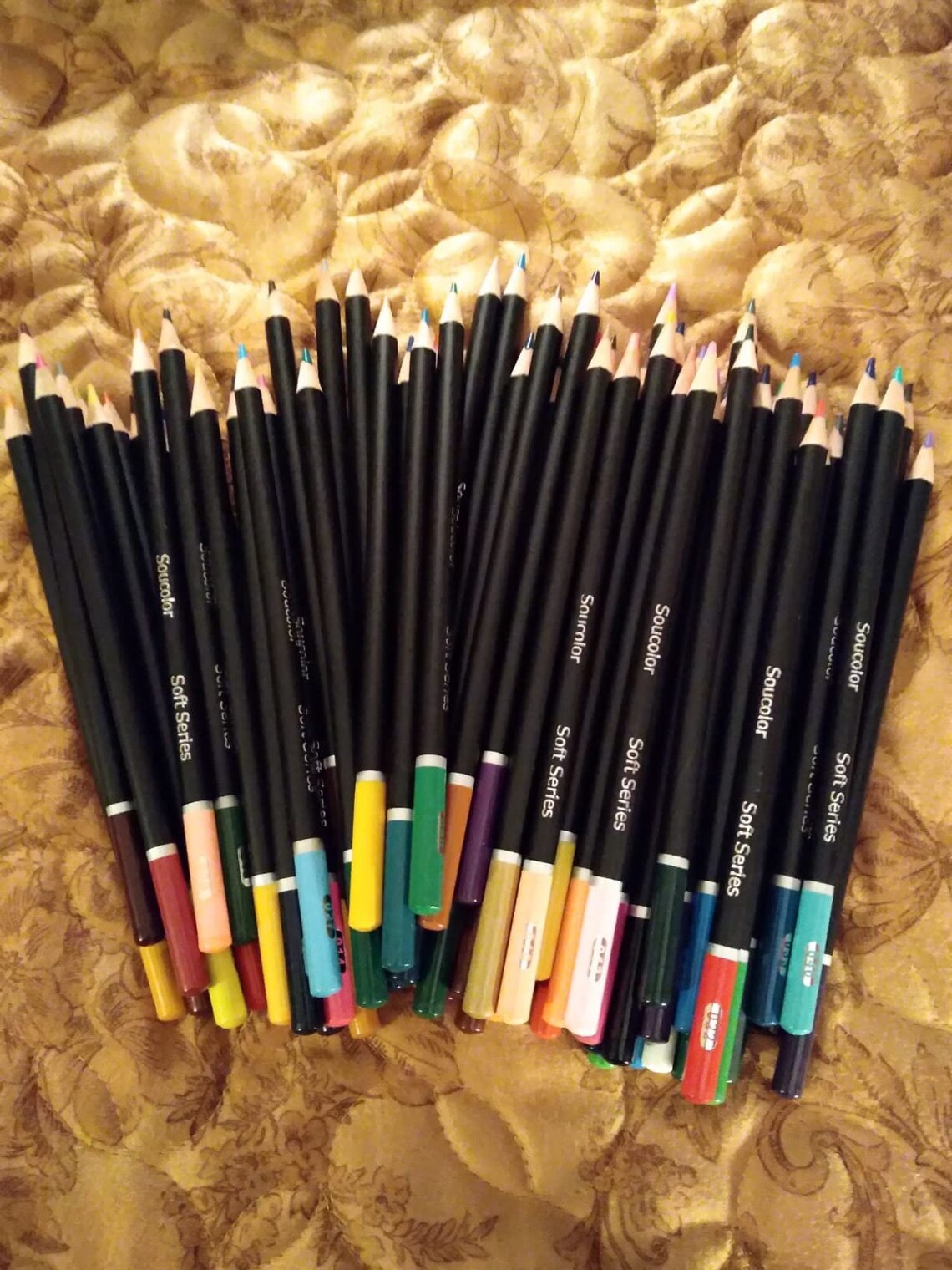 72 Soft Core Colored Pencils Set, Kit; Artist Sketching Drawing Pencils ...