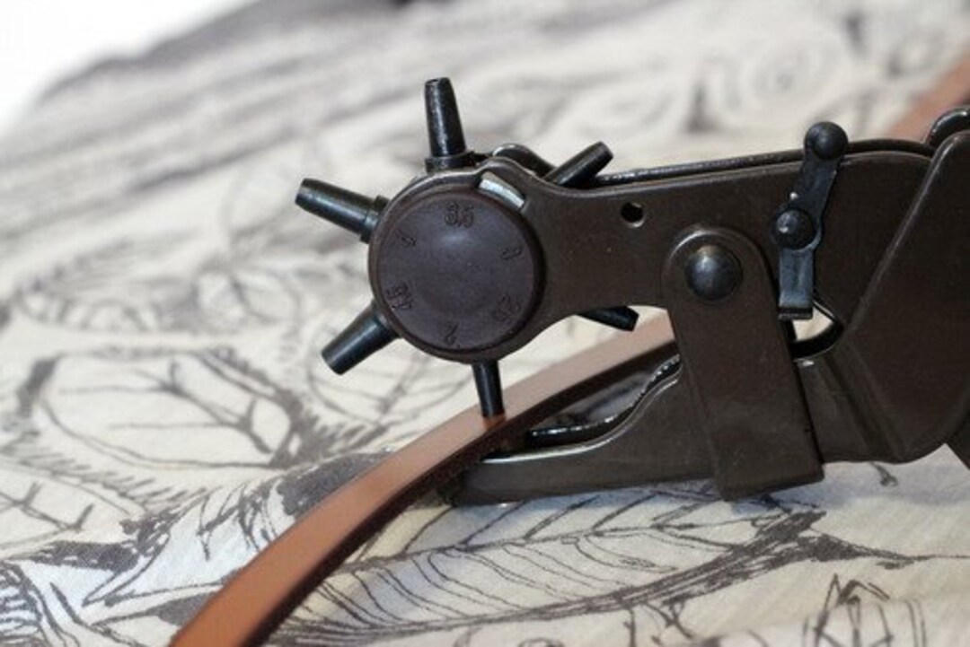 Leather Hole Punch, Revolving Turning Rotary Leather Hole Puncher ...