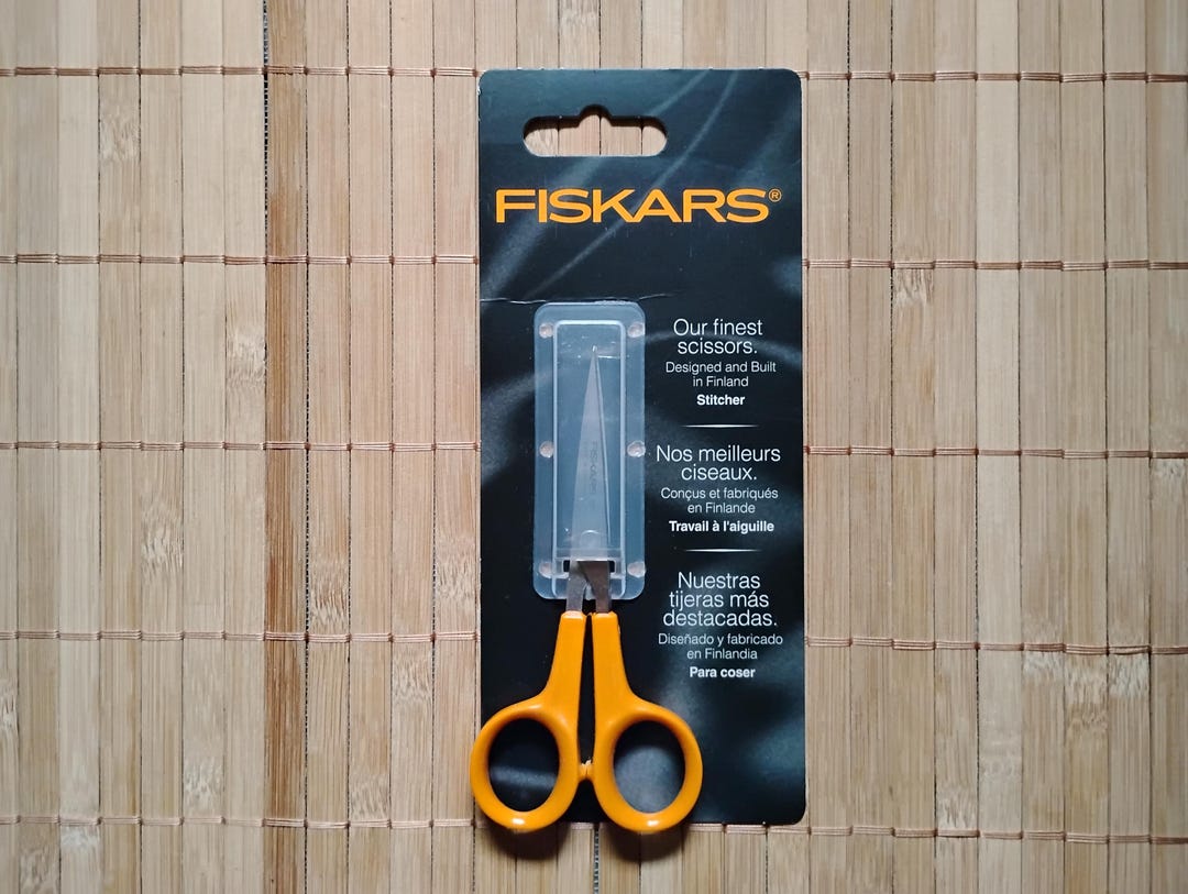 Fiskars No. 5 Stitcher Scissors, Classic, Swedish Stainless Steel ...