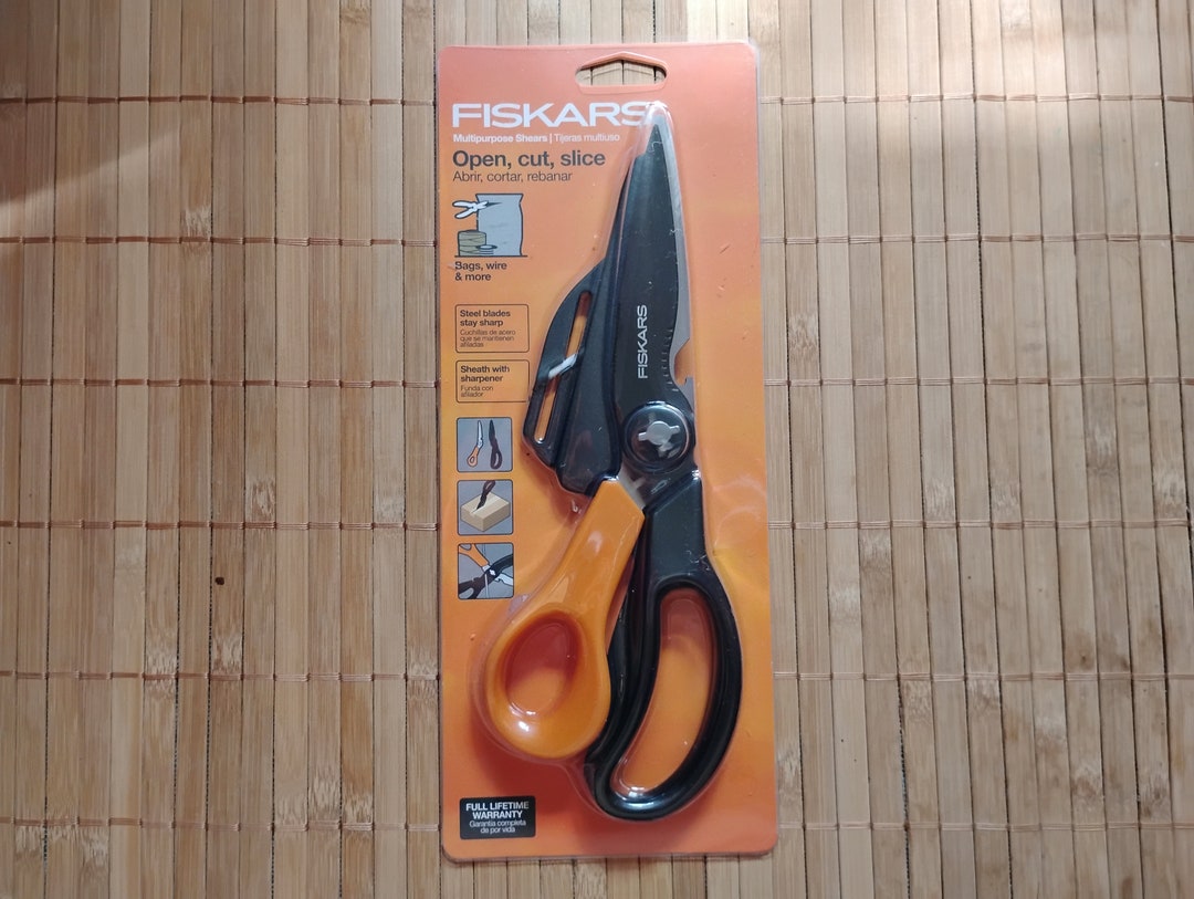 Fiskars Multi-tool Scissors, 7 in 1 Garden, Yard, Household Shears ...