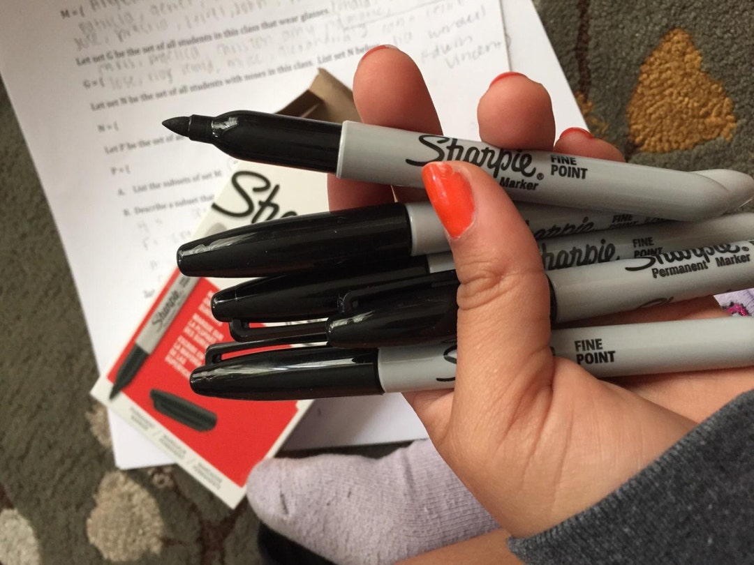 12 Black Sharpie Markers; Sharpie Fine Point Permanent Black Markers ...