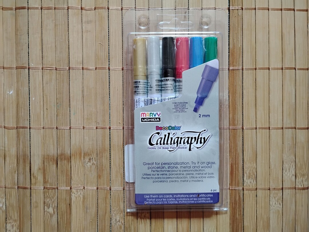 Uchida Marvy Decocolor Calligraphy Paint Marker Set, 2mm Nib, 6 Colors ...
