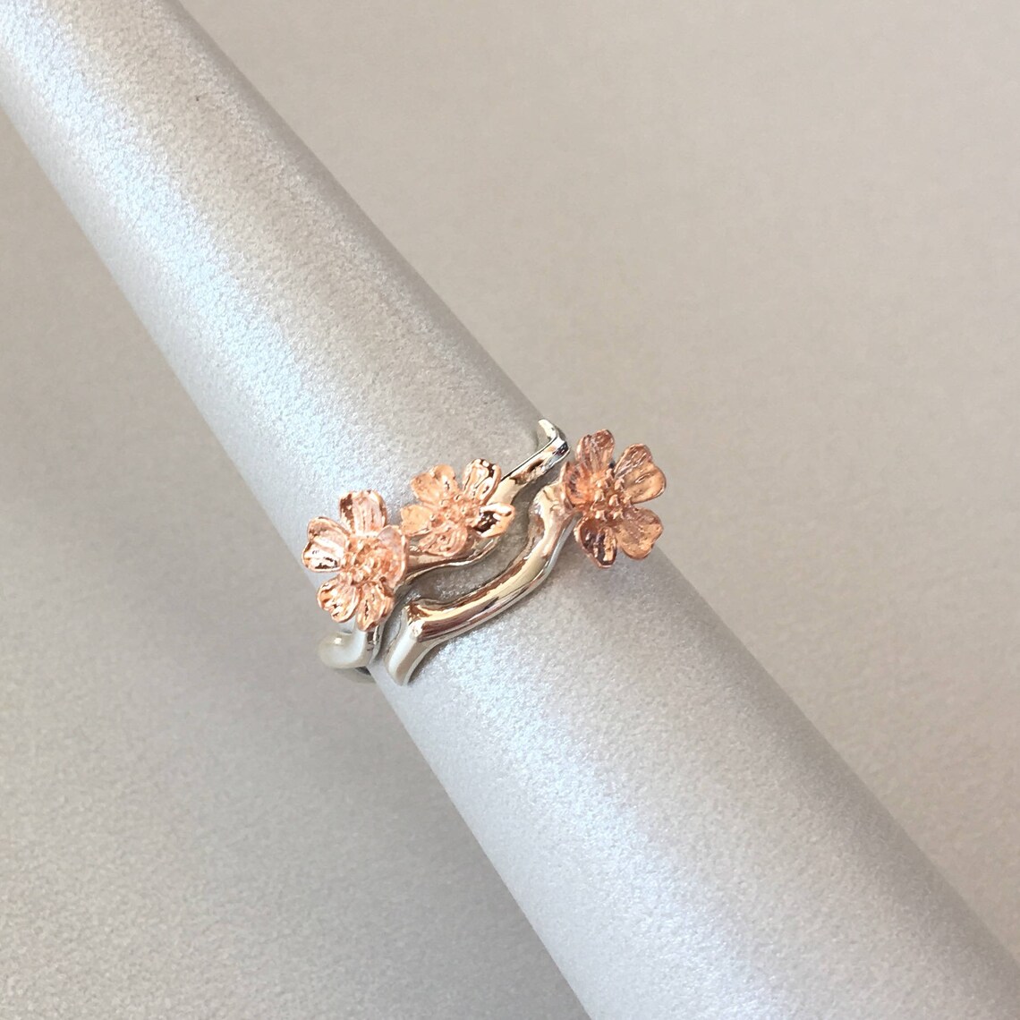 Rose Gold Sakura Blossoms on Silver Twig Ring Sakura Ring - Etsy