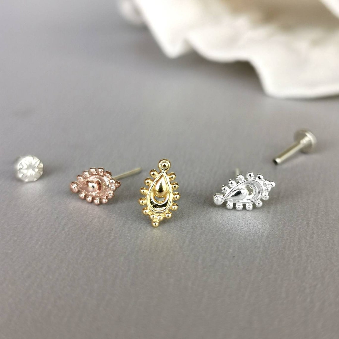 Minimal Teardrop Mehndi Pattern Tragus Helix Earring 18g/16g | Etsy