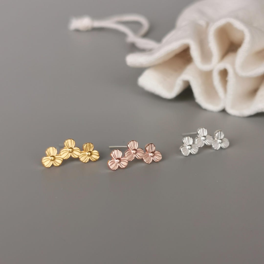 16G Flowers Helix Stud Clover Leaves Conch Earring Bouquet Tragus ...