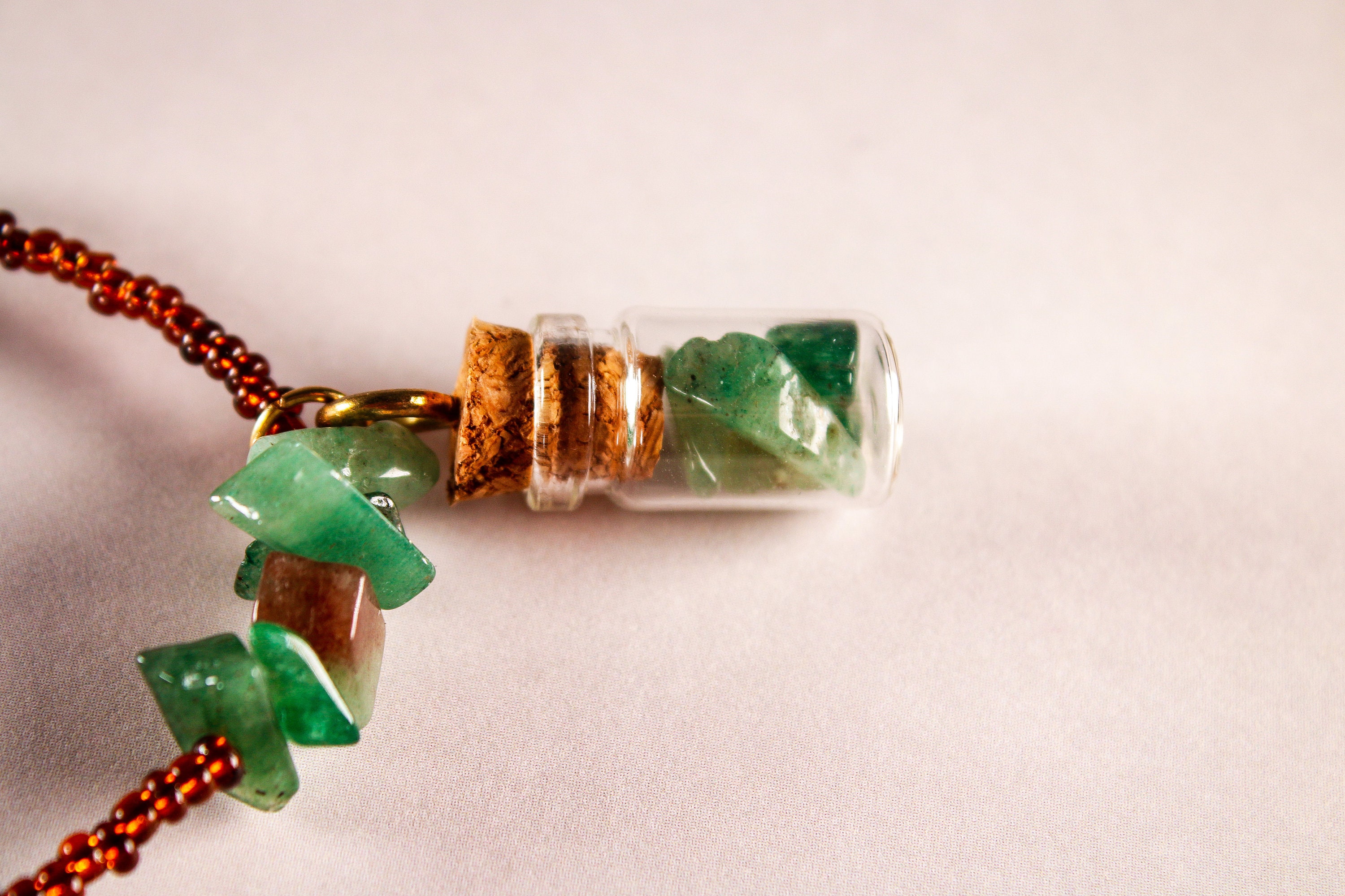 Gold and Green Gemstone Shard Necklace - Etsy Denmark